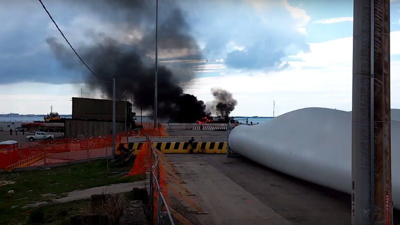 Video: Bunker Barge Explosion Injures Two